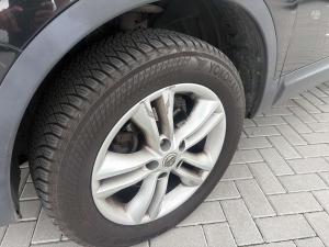Black Nissan Qashqai 2010 in Taurage, with an engine capacity of 1.50 L and mileage of 253 thousand km for 3750 €, photo 10 on AUTOMOTO.COM.LV