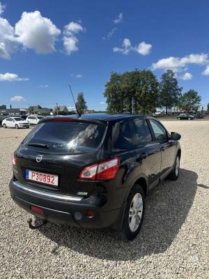 Melns Nissan Qashqai 2011 Tauragė, ar dzinēja tilpumu 1.50 L un nobraukumu 254 tūkst. km par 4200 €, foto 6 vietnē AUTOMOTO.COM.LV