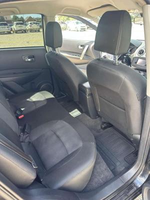 Melns Nissan Qashqai 2011 Tauragė, ar dzinēja tilpumu 1.50 L un nobraukumu 254 tūkst. km par 4200 €, foto 10 vietnē AUTOMOTO.COM.LV