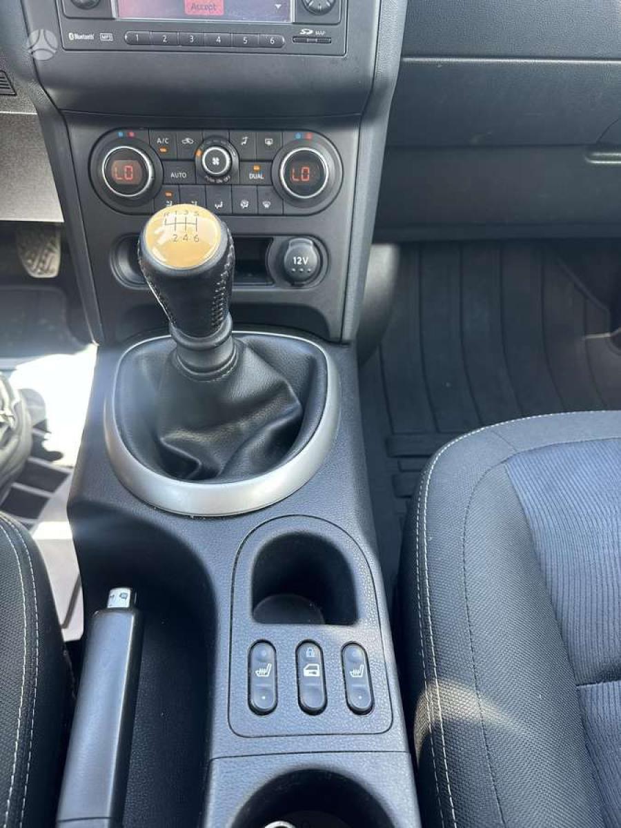 Melns Nissan Qashqai 2011 Tauragė, ar dzinēja tilpumu 1.50 L un nobraukumu 254 tūkst. km par 4200 €, foto 15 vietnē AUTOMOTO.COM.LV