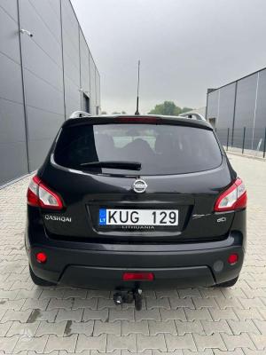 Melns Nissan Qashqai 2012 Klaipėda, ar dzinēja tilpumu 1.46 L un nobraukumu 198 tūkst. km par 4400 €, foto 8 vietnē AUTOMOTO.COM.LV