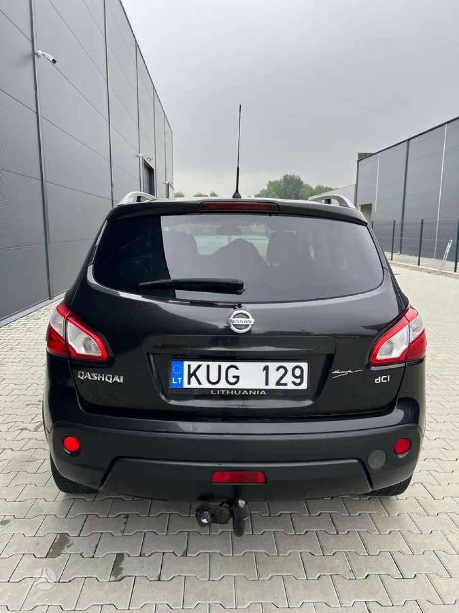 Melns Nissan Qashqai 2012 Klaipėda, ar dzinēja tilpumu 1.46 L un nobraukumu 198 tūkst. km par 4400 €, foto 8 vietnē AUTOMOTO.COM.LV