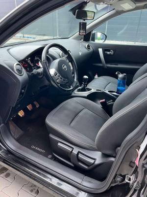 Melns Nissan Qashqai 2012 Klaipėda, ar dzinēja tilpumu 1.46 L un nobraukumu 198 tūkst. km par 4400 €, foto 9 vietnē AUTOMOTO.COM.LV