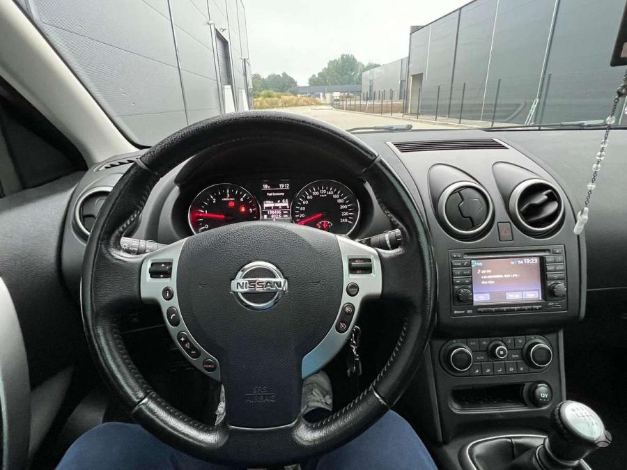 Melns Nissan Qashqai 2012 Klaipėda, ar dzinēja tilpumu 1.46 L un nobraukumu 198 tūkst. km par 4400 €, foto 17 vietnē AUTOMOTO.COM.LV