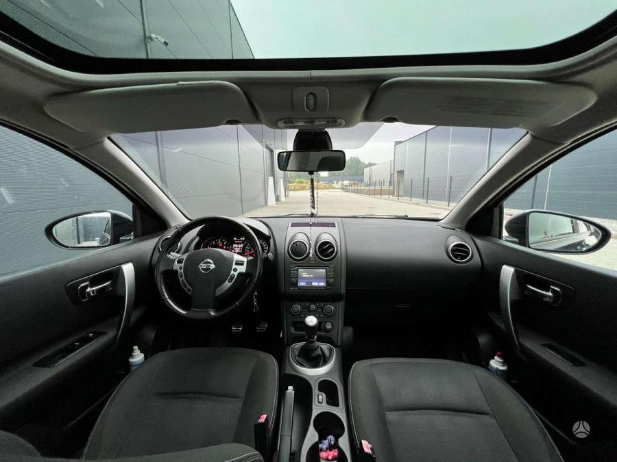 Melns Nissan Qashqai 2012 Klaipėda, ar dzinēja tilpumu 1.46 L un nobraukumu 198 tūkst. km par 4400 €, foto 19 vietnē AUTOMOTO.COM.LV