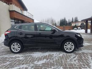 Black Nissan Qashqai 2014 in Pakruojis, with an engine capacity of 1.20 L and mileage of 198 thousand km for 6450 €, photo 8 on AUTOMOTO.COM.LV