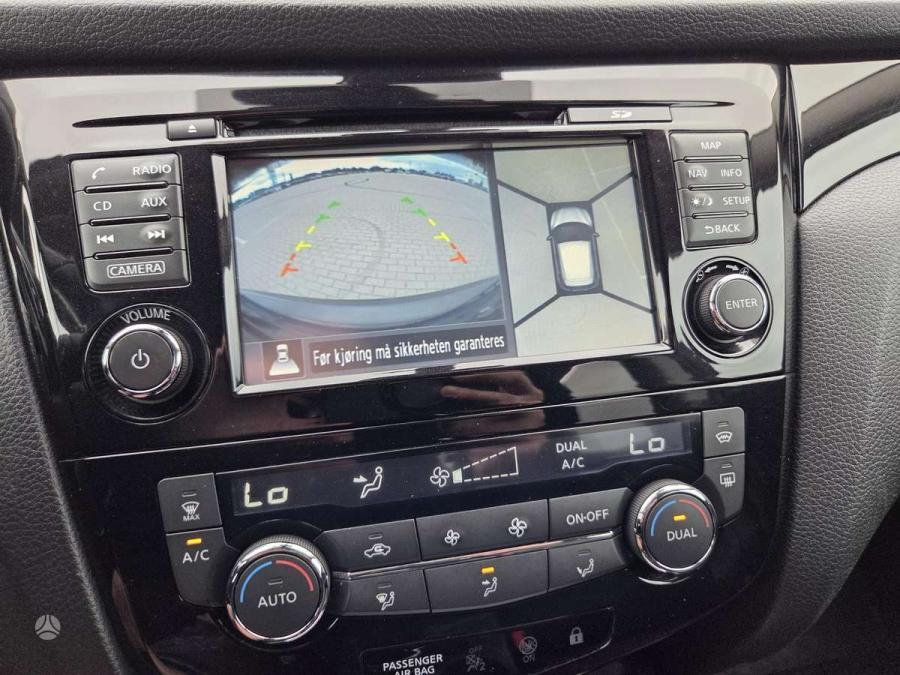 Black Nissan Qashqai 2014 in Marijampole, with an engine capacity of 1.20 L and mileage of 70 thousand km for 6350 €, photo 11 on AUTOMOTO.COM.LV