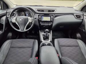 Black Nissan Qashqai 2014 in Marijampole, with an engine capacity of 1.20 L and mileage of 70 thousand km for 6350 €, photo 18 on AUTOMOTO.COM.LV
