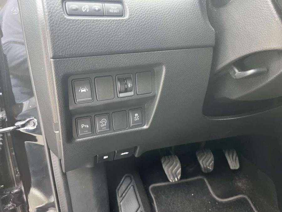 Melns Nissan Qashqai 2015 Viļņa, ar dzinēja tilpumu 1.20 L un nobraukumu 105 tūkst. km par 8150 €, foto 16 vietnē AUTOMOTO.COM.LV