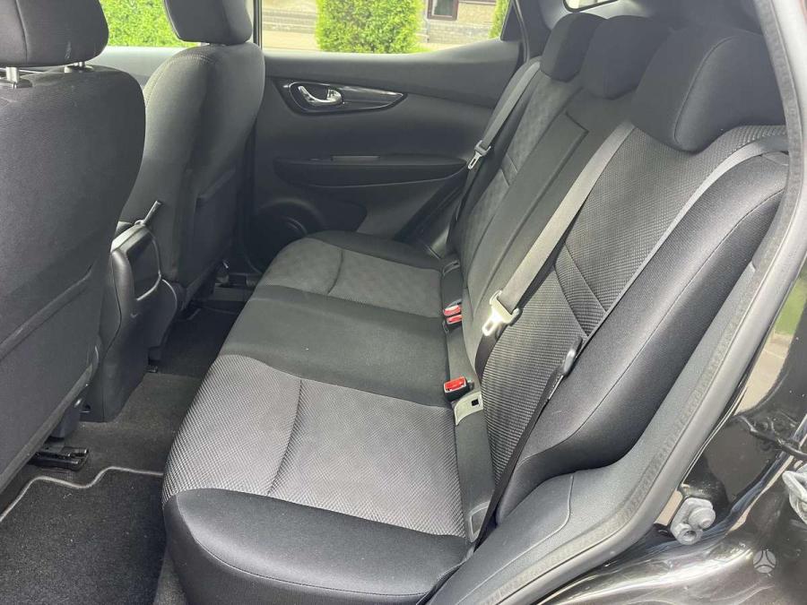Melns Nissan Qashqai 2015 Viļņa, ar dzinēja tilpumu 1.20 L un nobraukumu 105 tūkst. km par 8150 €, foto 20 vietnē AUTOMOTO.COM.LV