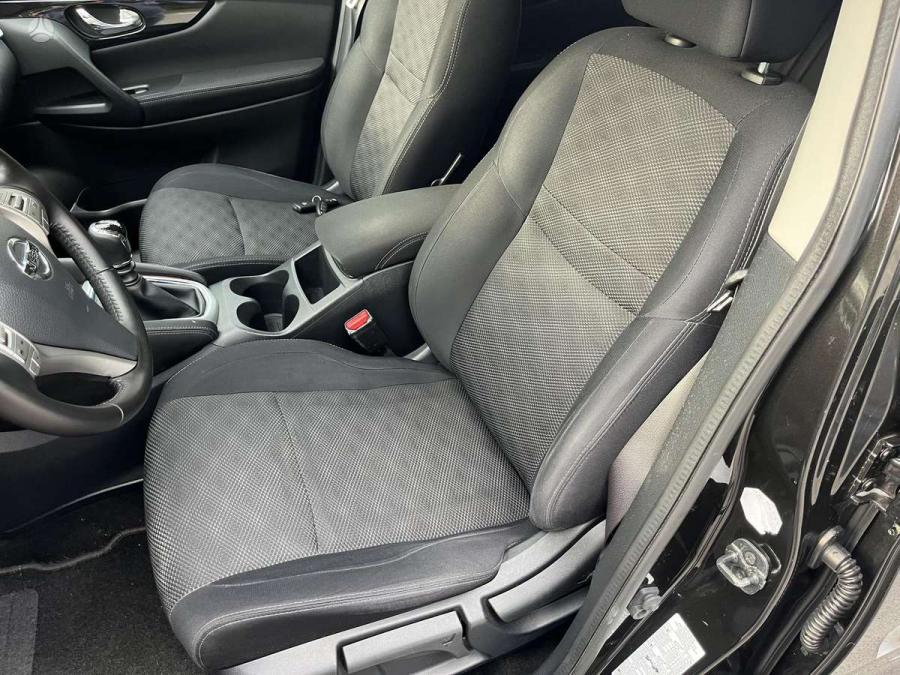 Melns Nissan Qashqai 2015 Viļņa, ar dzinēja tilpumu 1.20 L un nobraukumu 105 tūkst. km par 8150 €, foto 24 vietnē AUTOMOTO.COM.LV
