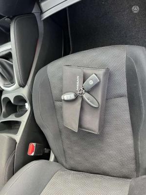 Melns Nissan Qashqai 2015 Viļņa, ar dzinēja tilpumu 1.20 L un nobraukumu 105 tūkst. km par 8150 €, foto 27 vietnē AUTOMOTO.COM.LV