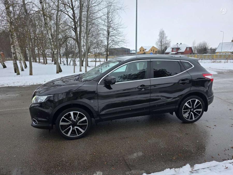 Melns Nissan Qashqai 2016 Marijampole, ar dzinēja tilpumu 1.46 L un nobraukumu 212 tūkst. km par 8990 €, foto 7 vietnē AUTOMOTO.COM.LV