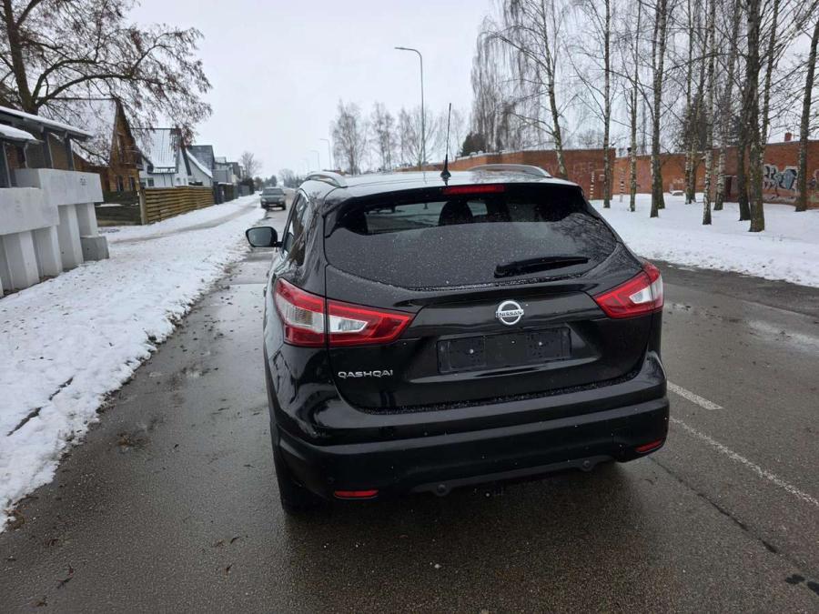 Melns Nissan Qashqai 2016 Marijampole, ar dzinēja tilpumu 1.46 L un nobraukumu 212 tūkst. km par 8990 €, foto 11 vietnē AUTOMOTO.COM.LV