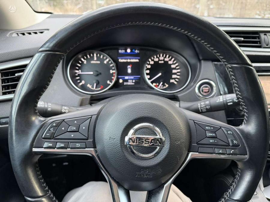 Melns Nissan Qashqai 2020 Tauragė, ar dzinēja tilpumu 1.46 L un nobraukumu 210 tūkst. km par 11900 €, foto 11 vietnē AUTOMOTO.COM.LV