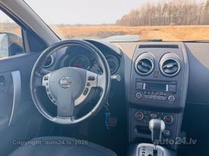 Melns Nissan Qashqai 2013 Tallina, ar dzinēja tilpumu 2.00 L un nobraukumu 127 tūkst. km par 6650 €, foto 11 vietnē AUTOMOTO.COM.LV