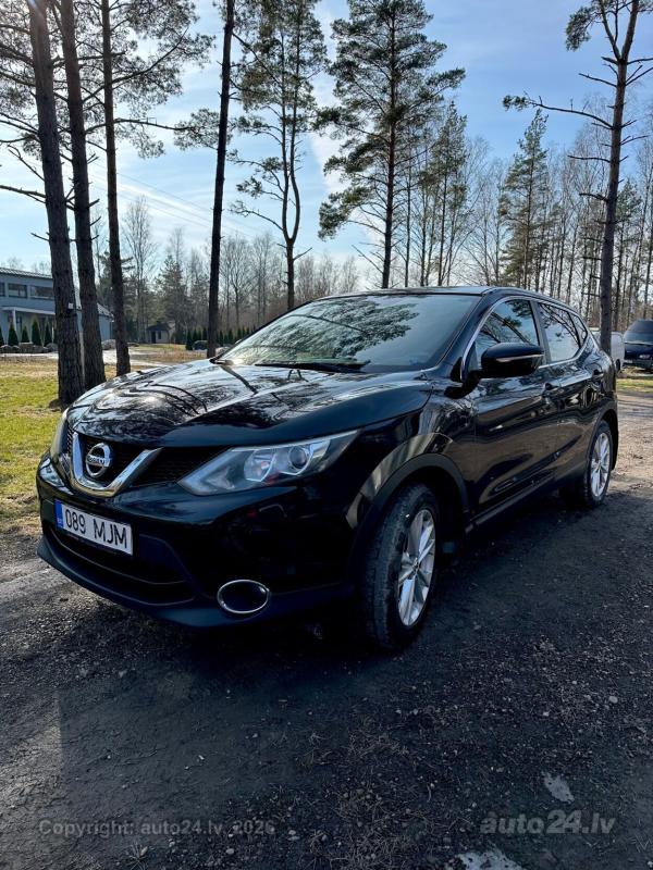 Melns Nissan Qashqai 2014 Tallina, ar dzinēja tilpumu 1.20 L un nobraukumu 170 tūkst. km par 6200 €, foto 1 vietnē AUTOMOTO.COM.LV