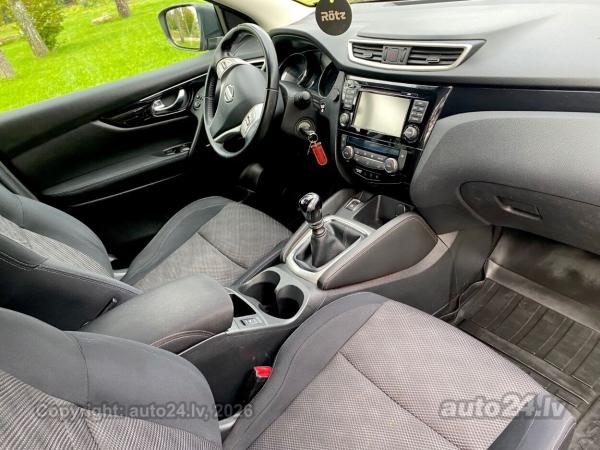 Melns Nissan Qashqai 2014 Tallina, ar dzinēja tilpumu 1.20 L un nobraukumu 170 tūkst. km par 6200 €, foto 7 vietnē AUTOMOTO.COM.LV