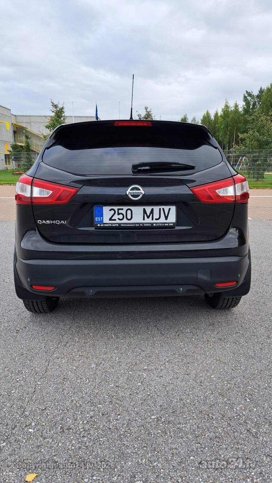 Black Nissan Qashqai 2015 in Tartu, with an engine capacity of 1.20 L and mileage of 108 thousand km for 7900 €, photo 7 on AUTOMOTO.COM.LV