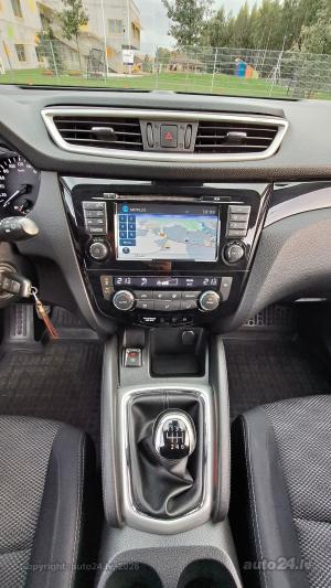Black Nissan Qashqai 2015 in Tartu, with an engine capacity of 1.20 L and mileage of 108 thousand km for 7900 €, photo 14 on AUTOMOTO.COM.LV