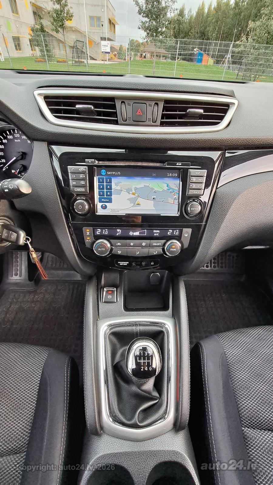 Black Nissan Qashqai 2015 in Tartu, with an engine capacity of 1.20 L and mileage of 108 thousand km for 7900 €, photo 14 on AUTOMOTO.COM.LV