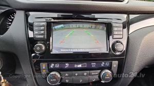 Black Nissan Qashqai 2015 in Tartu, with an engine capacity of 1.20 L and mileage of 108 thousand km for 7900 €, photo 15 on AUTOMOTO.COM.LV
