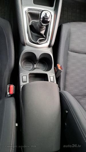 Black Nissan Qashqai 2015 in Tartu, with an engine capacity of 1.20 L and mileage of 108 thousand km for 7900 €, photo 16 on AUTOMOTO.COM.LV