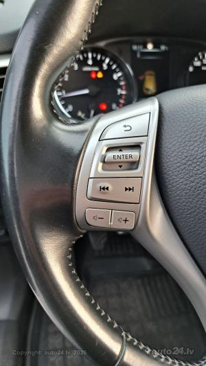 Black Nissan Qashqai 2015 in Tartu, with an engine capacity of 1.20 L and mileage of 108 thousand km for 7900 €, photo 18 on AUTOMOTO.COM.LV