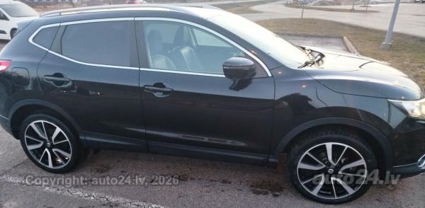 Melns Nissan Qashqai 2016 Tallina, ar dzinēja tilpumu 1.50 L un nobraukumu 196 tūkst. km par 11500 €, foto 6 vietnē AUTOMOTO.COM.LV