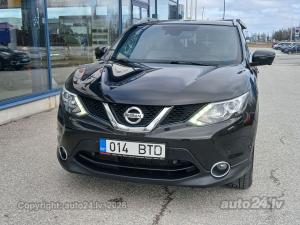 Black Nissan Qashqai 2017 in Tartu, with an engine capacity of 1.20 L and mileage of 178 thousand km for 7700 €, photo 3 on AUTOMOTO.COM.LV