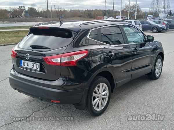 Black Nissan Qashqai 2017 in Tartu, with an engine capacity of 1.20 L and mileage of 178 thousand km for 7700 €, photo 4 on AUTOMOTO.COM.LV