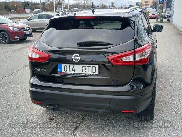 Black Nissan Qashqai 2017 in Tartu, with an engine capacity of 1.20 L and mileage of 178 thousand km for 7700 €, photo 5 on AUTOMOTO.COM.LV