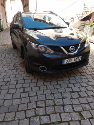 Melns Nissan Qashqai 2017 Tartu, ar dzinēja tilpumu 1.60 L un nobraukumu 101 tūkst. km par 8800 €, foto 1 vietnē AUTOMOTO.COM.LV