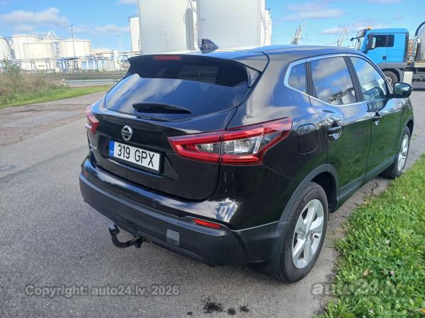 Melns Nissan Qashqai 2017 Tallina, ar dzinēja tilpumu 1.20 L un nobraukumu 175 tūkst. km par 8950 €, foto 5 vietnē AUTOMOTO.COM.LV