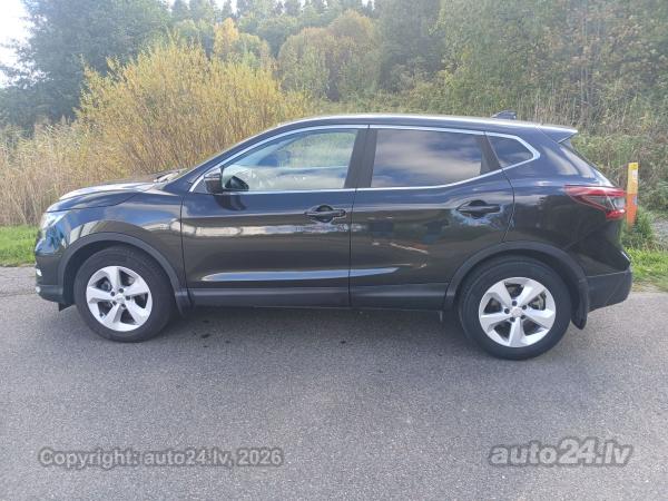 Melns Nissan Qashqai 2017 Tallina, ar dzinēja tilpumu 1.20 L un nobraukumu 175 tūkst. km par 8950 €, foto 8 vietnē AUTOMOTO.COM.LV