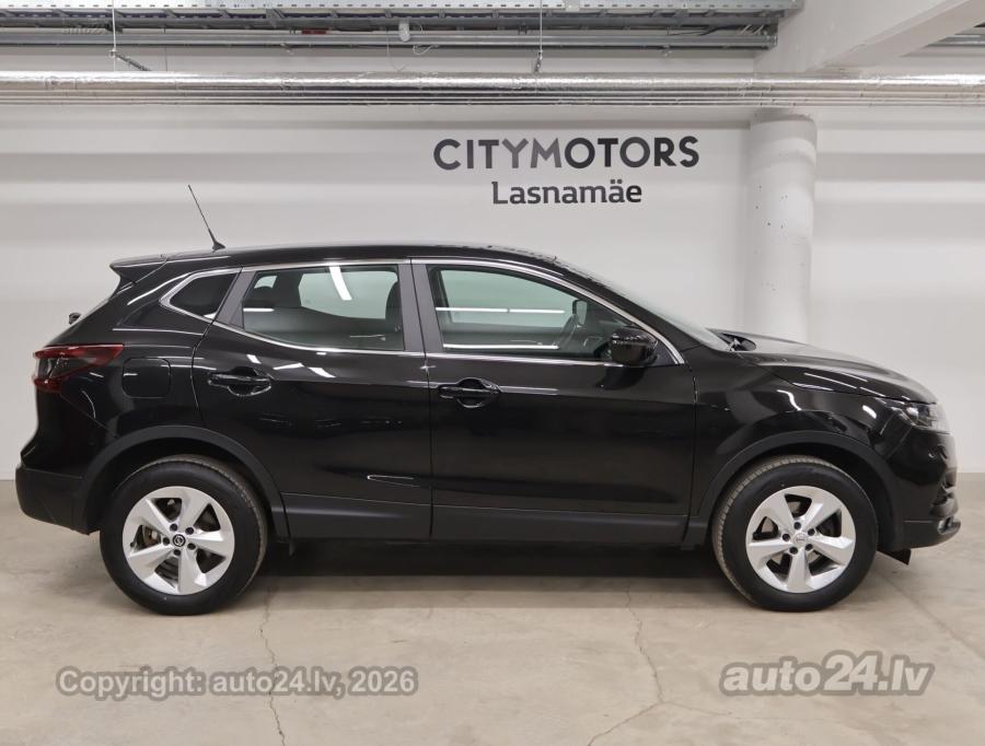 Black Nissan Qashqai 2020 in Tallinn, with an engine capacity of 1.30 L and mileage of 137 thousand km for 11900 €, photo 6 on AUTOMOTO.COM.LV