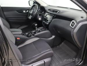 Black Nissan Qashqai 2020 in Tallinn, with an engine capacity of 1.30 L and mileage of 137 thousand km for 11900 €, photo 11 on AUTOMOTO.COM.LV