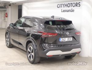Melns Nissan Qashqai 2021 Tallina, ar dzinēja tilpumu 1.30 L un nobraukumu 87 tūkst. km par 19900 €, foto 3 vietnē AUTOMOTO.COM.LV