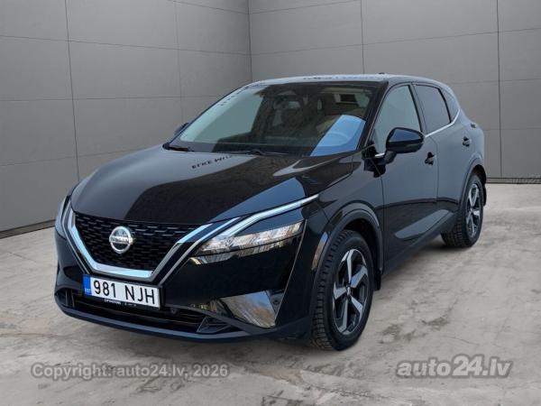 Black Nissan Qashqai 2021 in Tallinn, with an engine capacity of 1.33 L and mileage of 99 thousand km for 16995 €, photo 1 on AUTOMOTO.COM.LV