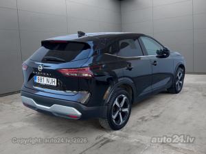 Black Nissan Qashqai 2021 in Tallinn, with an engine capacity of 1.33 L and mileage of 99 thousand km for 16995 €, photo 2 on AUTOMOTO.COM.LV