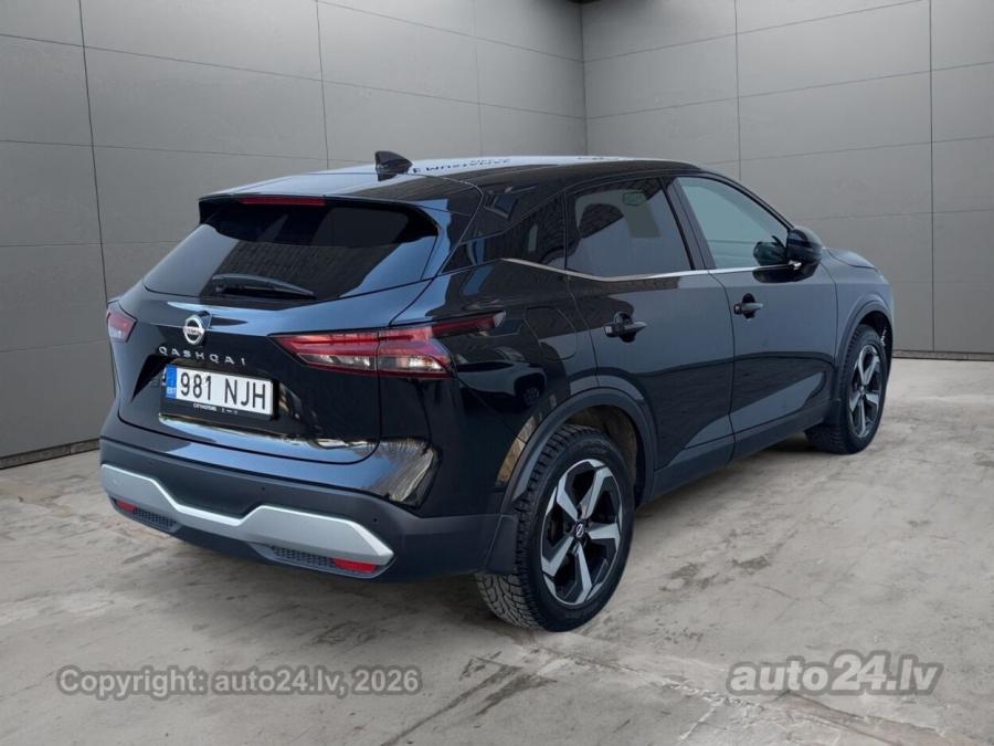 Black Nissan Qashqai 2021 in Tallinn, with an engine capacity of 1.33 L and mileage of 99 thousand km for 16995 €, photo 2 on AUTOMOTO.COM.LV