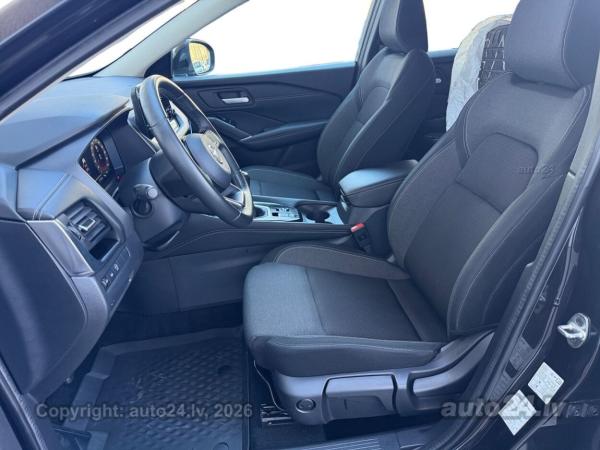 Black Nissan Qashqai 2021 in Tallinn, with an engine capacity of 1.33 L and mileage of 99 thousand km for 16995 €, photo 10 on AUTOMOTO.COM.LV
