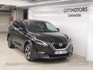 Black Nissan Qashqai 2023 in Tallinn, with an engine capacity of 1.50 L and mileage of 29 thousand km for 25900 €, photo 4 on AUTOMOTO.COM.LV