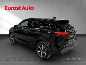Black Nissan Qashqai 2023 in Tallinn, with an engine capacity of 1.30 L and mileage of 19 thousand km for 26499 €, photo 4 on AUTOMOTO.COM.LV