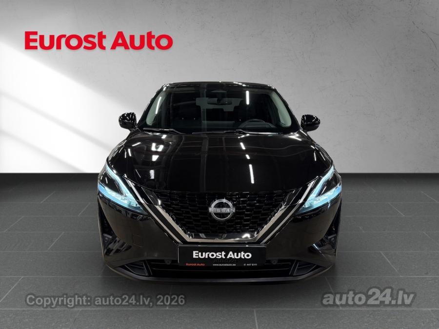 Black Nissan Qashqai 2023 in Tallinn, with an engine capacity of 1.30 L and mileage of 19 thousand km for 26499 €, photo 9 on AUTOMOTO.COM.LV