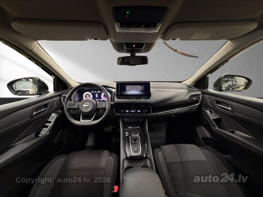 Black Nissan Qashqai 2023 in Tallinn, with an engine capacity of 1.30 L and mileage of 19 thousand km for 26499 €, photo 17 on AUTOMOTO.COM.LV