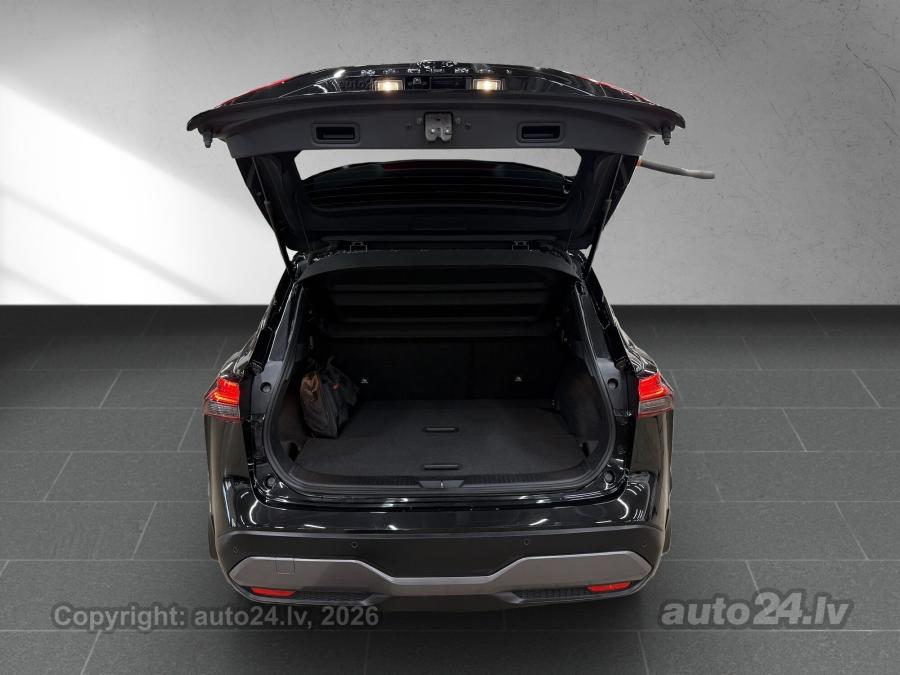 Black Nissan Qashqai 2023 in Tallinn, with an engine capacity of 1.30 L and mileage of 19 thousand km for 26499 €, photo 22 on AUTOMOTO.COM.LV