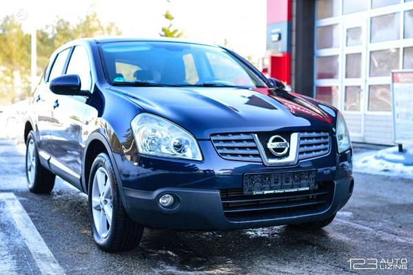 Blue Nissan Qashqai 2007 in Kretinga, with an engine capacity of 2.00 L and mileage of 238 thousand km for 3999 €, photo 3 on AUTOMOTO.COM.LV