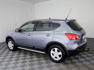 Zils Nissan Qashqai 2007 Tallina, ar dzinēja tilpumu 1.50 L un nobraukumu 397 tūkst. km par 1799 €, foto 13 vietnē AUTOMOTO.COM.LV