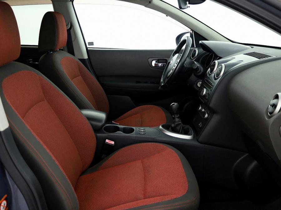 Zils Nissan Qashqai 2007 Tallina, ar dzinēja tilpumu 1.50 L un nobraukumu 397 tūkst. km par 1799 €, foto 15 vietnē AUTOMOTO.COM.LV